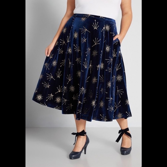 Modcloth | Skirts | Modcloth Colectif Blue Velvet Star Skirt Nwt | Poshmark